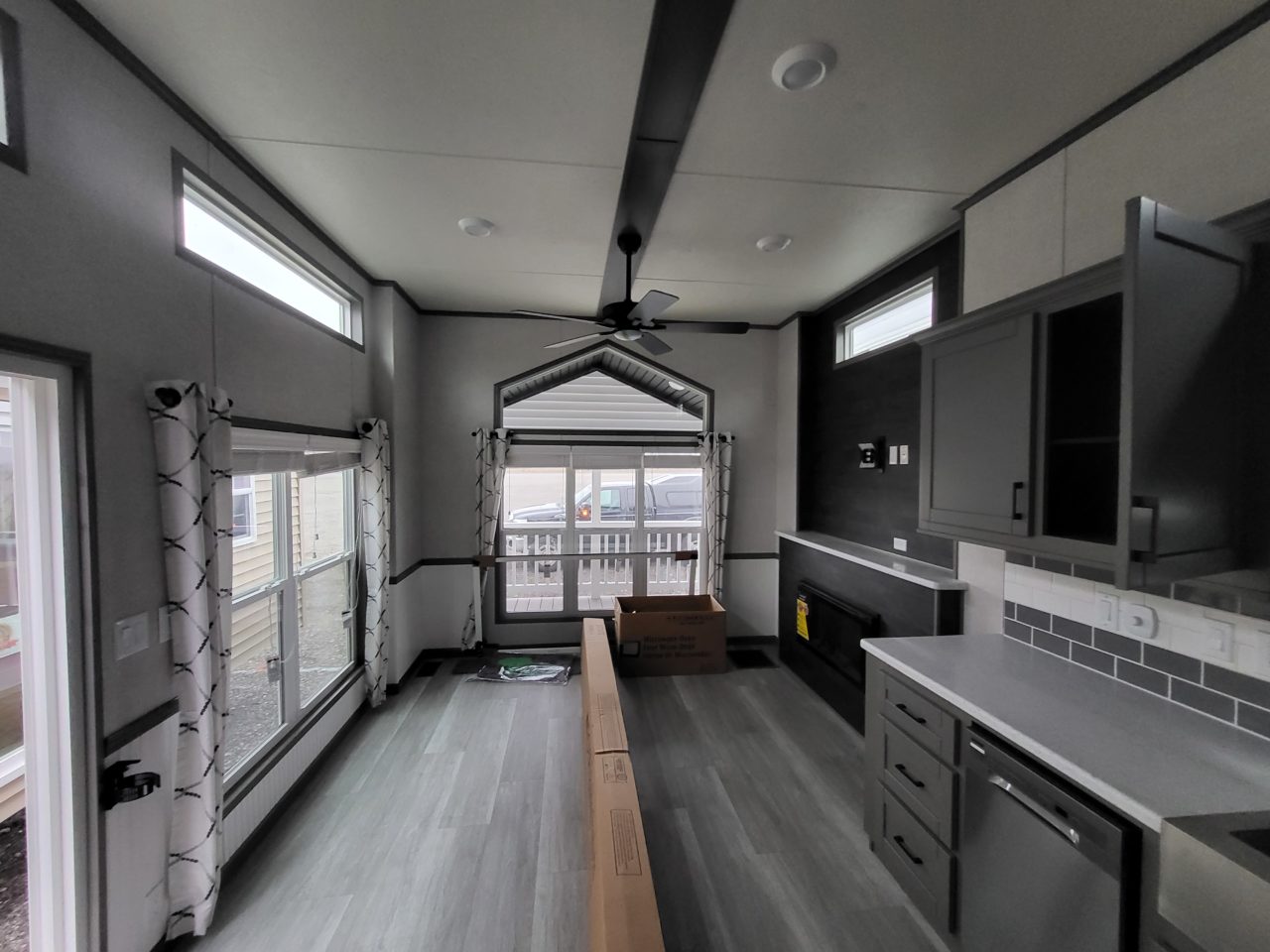 Woodland Park Everglades | Park Model Homes